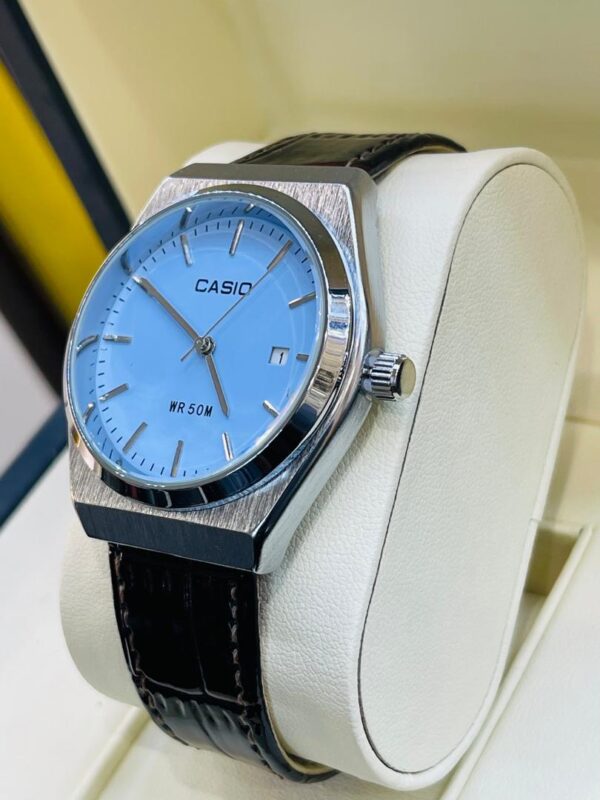 Casio square Blue – Ton Univers